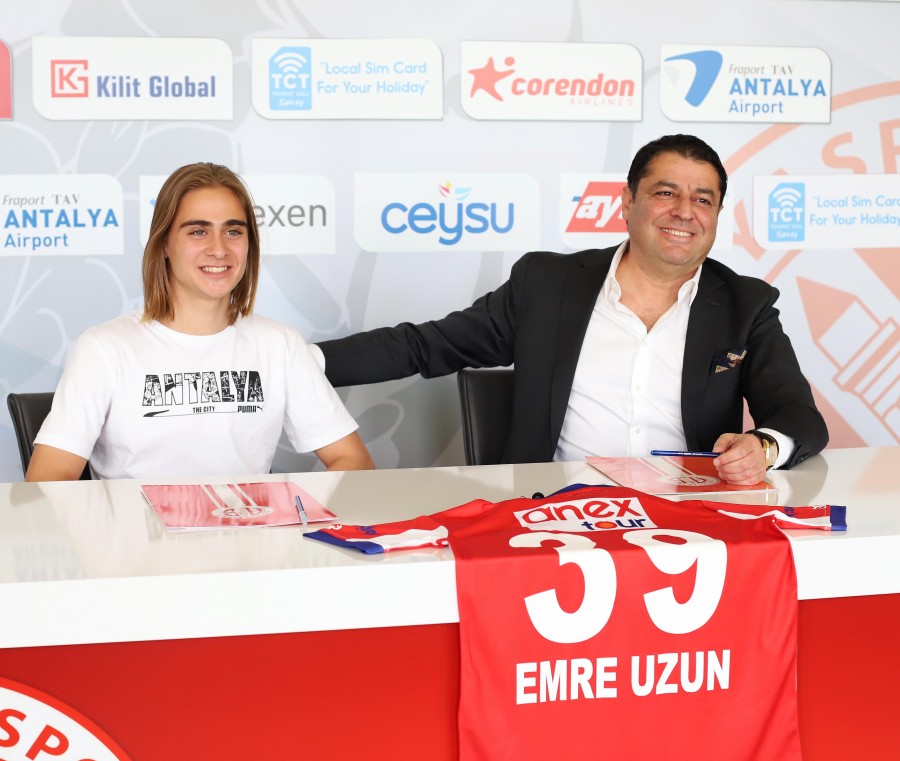 Emre Uzun 3+2 yıllık sözleşme imzaladı - Spor Haberleri - Bursadabugun.com