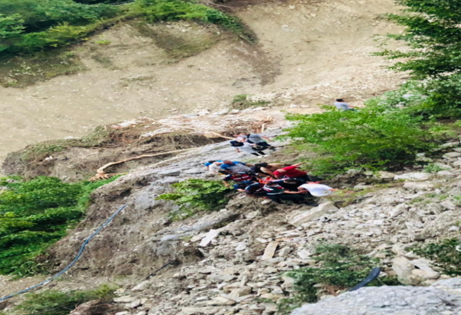 Sinop'ta mahsur kalan hasta için ekipler seferber oldu - Güncel ... Sinop'ta mahsur kalan hasta için ekipler seferber oldu - Güncel ...