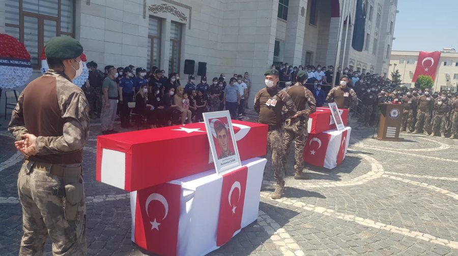 Şehit özel harekat polisleri memleketlerine uğurlandı - Güncel Haberler ... Şehit özel harekat polisleri memleketlerine uğurlandı - Güncel Haberler ...