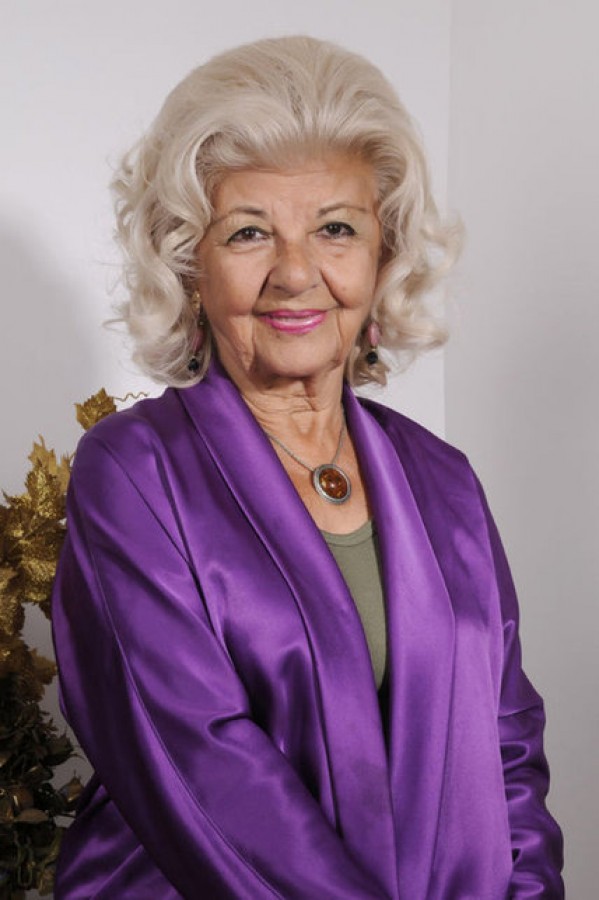 Yeşilçam'ın efsane dublaj sanatçısı Jeyan Tözüm öldü - Magazin ...