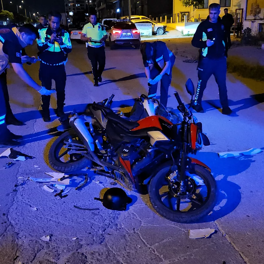 Bursa'da motosikletler kafa kafaya çarpıştı! Yaralılar var... - Bursa ...