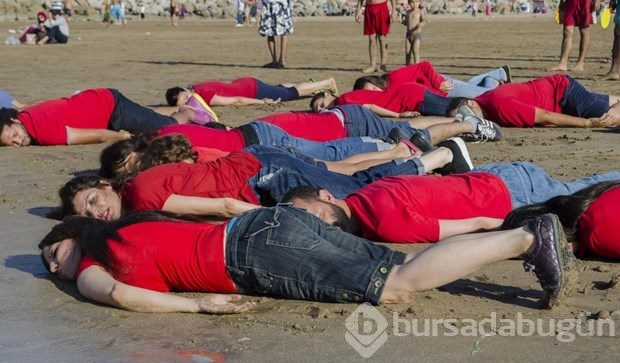 Faslı sanatçılar Aylan'ı andı Foto Galerisi - 8 - Bursadabugun.com