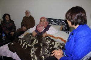 Fil hastalığı hayatını kararttı - Bursa Haberleri - Bölge Haberleri ...