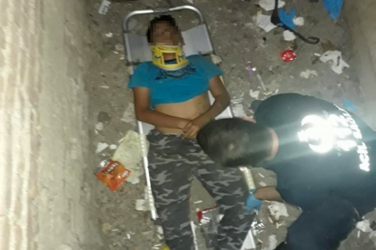 4. kattan havalandırma boşluğuna düşen çocuk ağır yaralandı - Güncel ... 4. kattan havalandırma boşluğuna düşen çocuk ağır yaralandı - Güncel ...