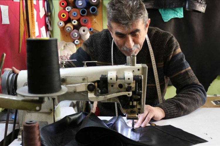 Fuat usta yarım asırdır deriyi giysiye dönüştürüyor - Yaşam Haberleri ...