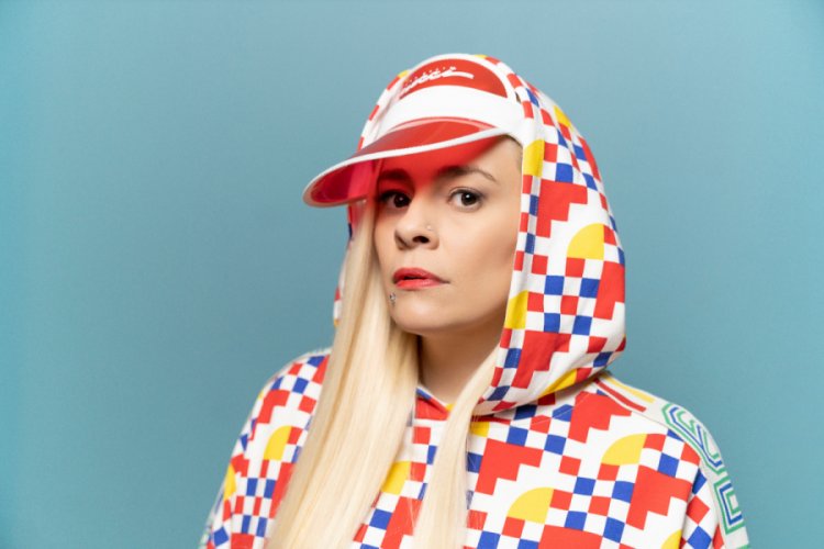 Ayben sessizliğini bozuyor: "Oyun Parkı Değil Rap" - Magazin Haberleri ...