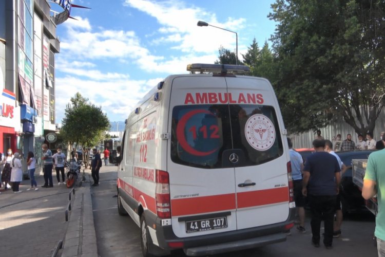 Kavgayı ayırmak isterken canından oluyordu - Güncel Haberler ... Kavgayı ayırmak isterken canından oluyordu - Güncel Haberler ...