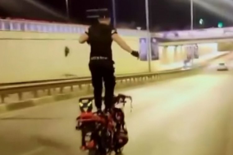 Antalya'da motosikleti ayağa kalkıp sürdü - Güncel Haberler ... Antalya'da motosikleti ayağa kalkıp sürdü - Güncel Haberler ...