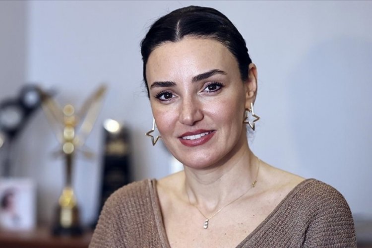 Güzel türkücü Sevcan Orhan oyunculuğa adım atıyor: - Magazin Haberleri ...