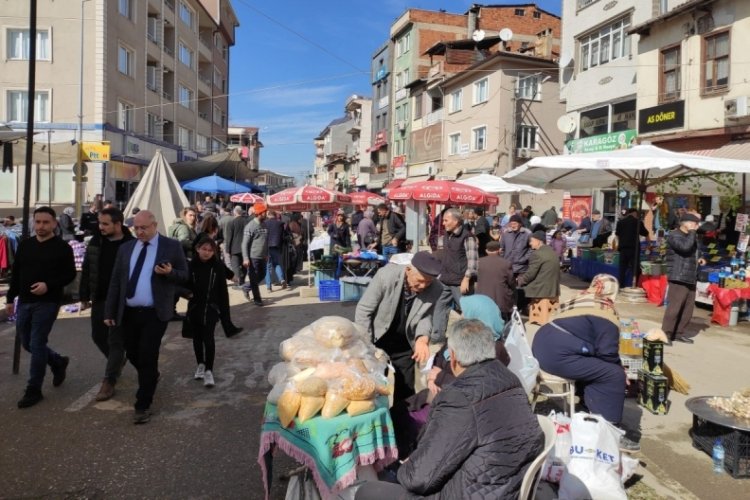 Bursa Orhaneli'nde kurulan 'Beyce Pazarı' 600 yıldır doğallığını ...