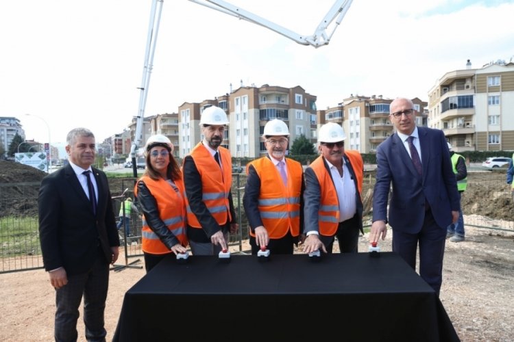 Bursa Nilüfer'de Dr. Refik Saydam Sağlıkçılar Parkı'nın temeli atıldı ...