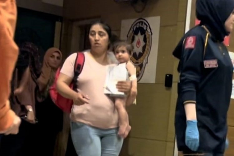 Bursa'da 1 yaşındaki bebek elektrik akımına kapıldı - Güncel Haberler ... Bursa'da 1 yaşındaki bebek elektrik akımına kapıldı - Güncel Haberler ...