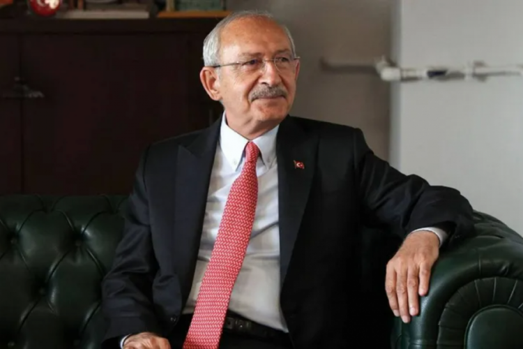 Kılıçdaroğlu'ndan başkanlara sitem: Kendi bastığımız kitapçıkları ... Kılıçdaroğlu'ndan başkanlara sitem: Kendi bastığımız kitapçıkları ...