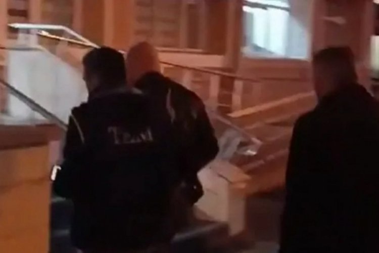 Mavi bültenle aranan DEAŞ şüphelisi yakalandı! - Güncel Haberler ... Mavi bültenle aranan DEAŞ şüphelisi yakalandı! - Güncel Haberler ...