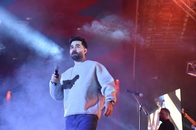 Türk müziğini seven İranlı şarkıcılar, Türkiye'de konser vermek istiyor ...