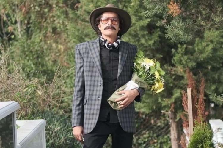 Vizyona gireli sadece bir gün olmuştu... 'Cem Karaca'nın Gözyaşları ... Vizyona gireli sadece bir gün olmuştu... 'Cem Karaca'nın Gözyaşları ...