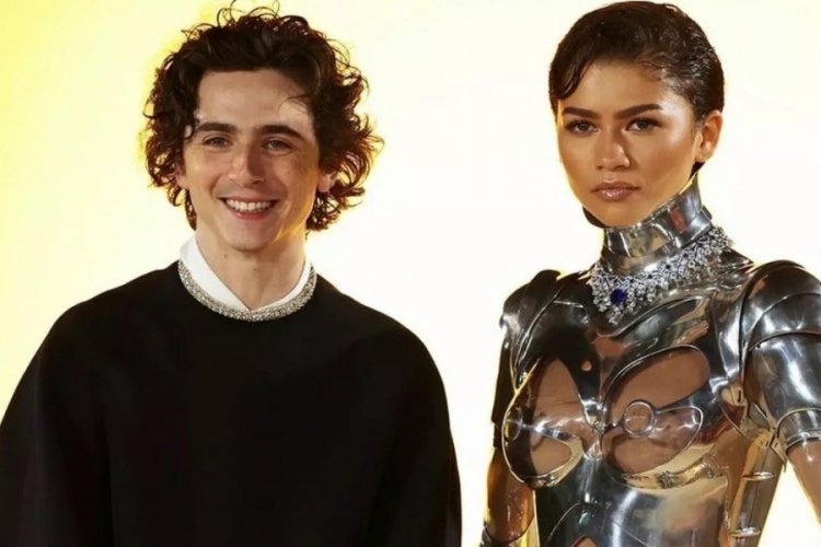 Zendaya robot tulumuyla galaya katıldı! - Magazin Haberleri ...