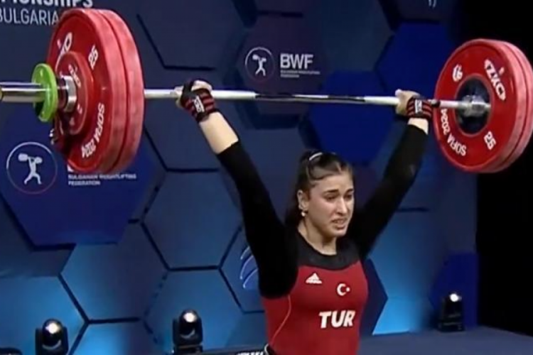Büşra Çan'dan Avrupa Halter Şampiyonası'nda bronz madalya - Spor ...
