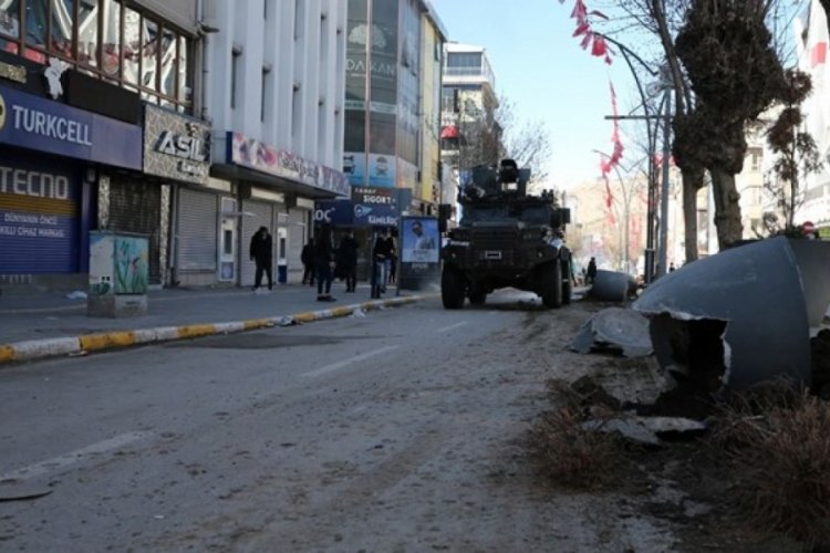 İki ilde gösteri ve yürüyüşler yasaklandı - Güncel Haberler ... İki ilde gösteri ve yürüyüşler yasaklandı - Güncel Haberler ...