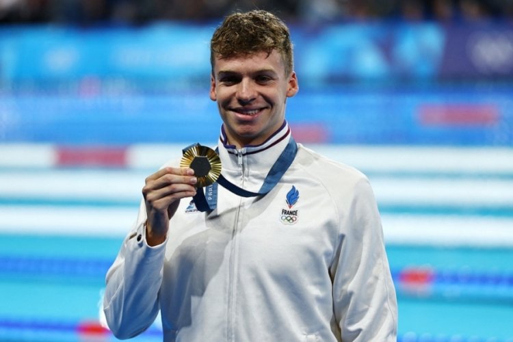 Leon Marchand, altın madalyayı rekor kırarak kazandı - Spor Haberleri ...