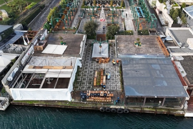 Beşiktaş'taki ünlü gece kulübünün kaçak kısımları yıkıldı - Güncel ...