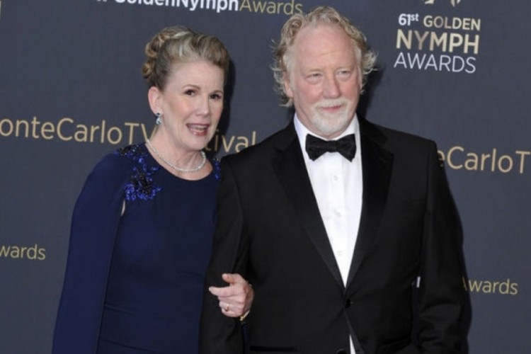 Melissa Gilbert, cinsel istismarla suçlanan eşi Timothy Busfield'ın ...