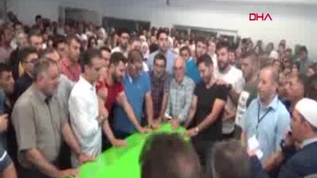 Bursa'da kansere yenik düşen hemşire sonsuzluğa uğurlandı ... Bursa'da kansere yenik düşen hemşire sonsuzluğa uğurlandı ...