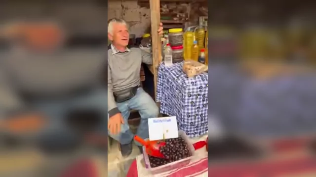 1 tane zeytine dudak uçuklatan fiyat! Satıcının savunması da akılalmaz ...
